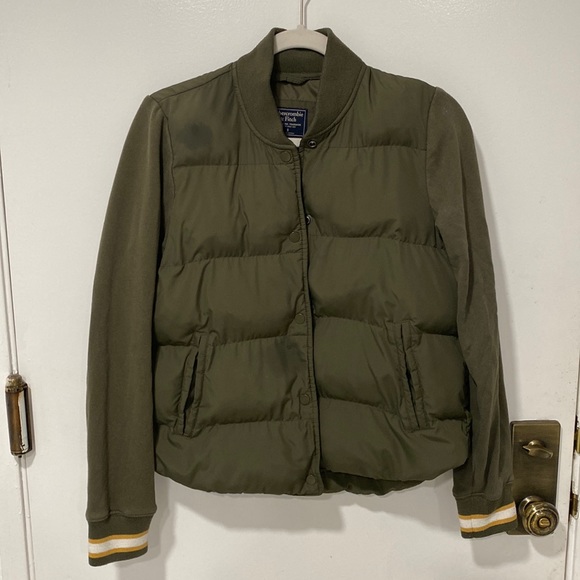 Abercrombie & Fitch | Jackets & Coats | Abercrombie Olive Green Puffy ...